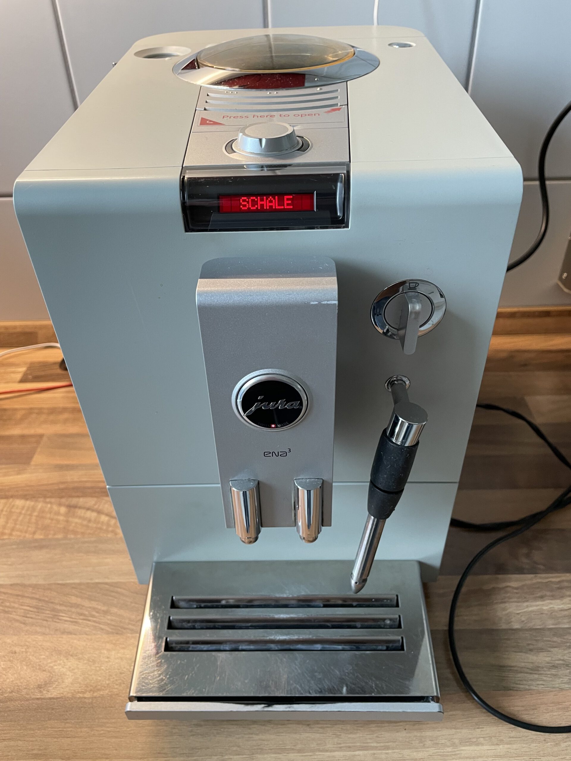 Jura Ena 3 – DimensionDrei